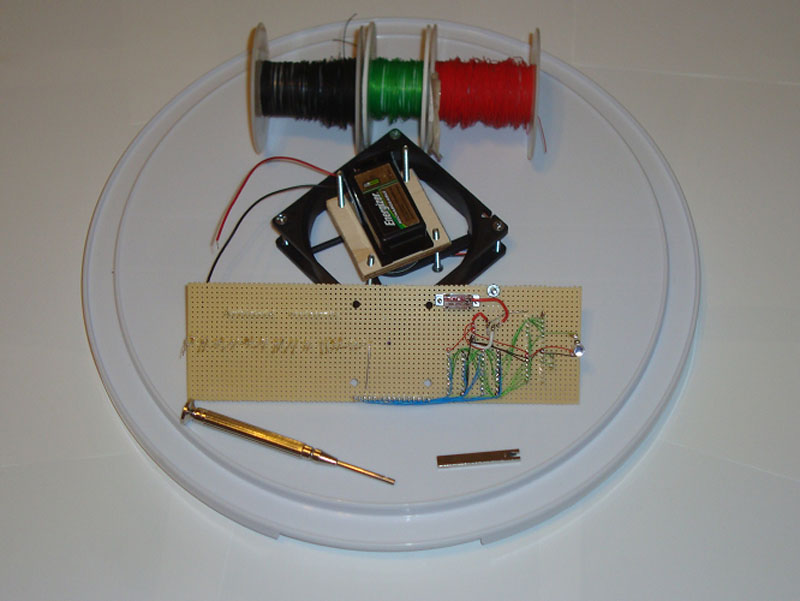 Pyro Propeller Clock Pov Electrical Hardware Pyroelectro News Projects And Tutorials